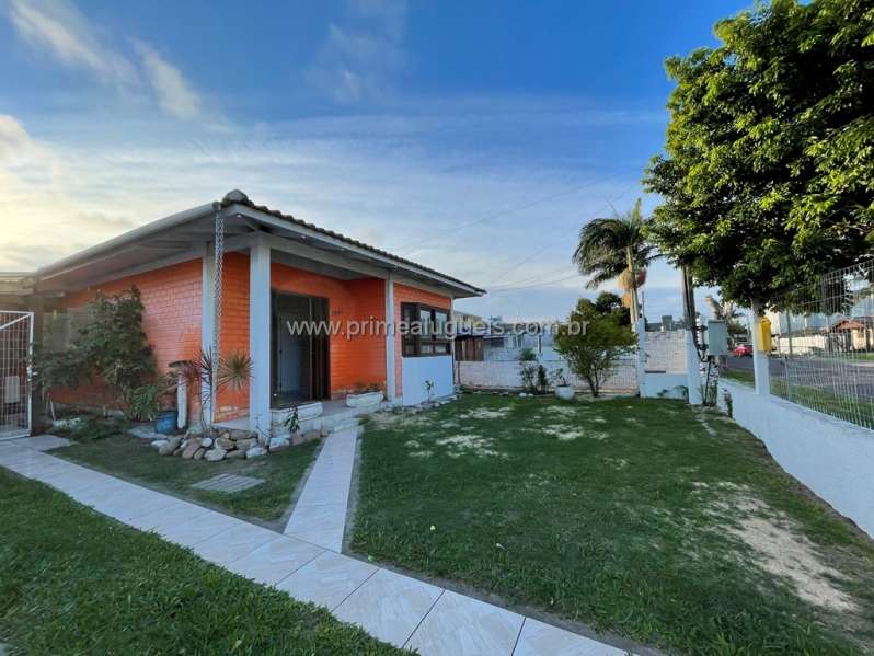 Casas em Capão da Canoa [ C41001 ] - Prime Aluguéis - Aqui você ...